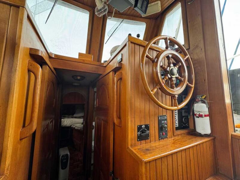 42' 1982 Universal Marine Europa - Blackfish Marine