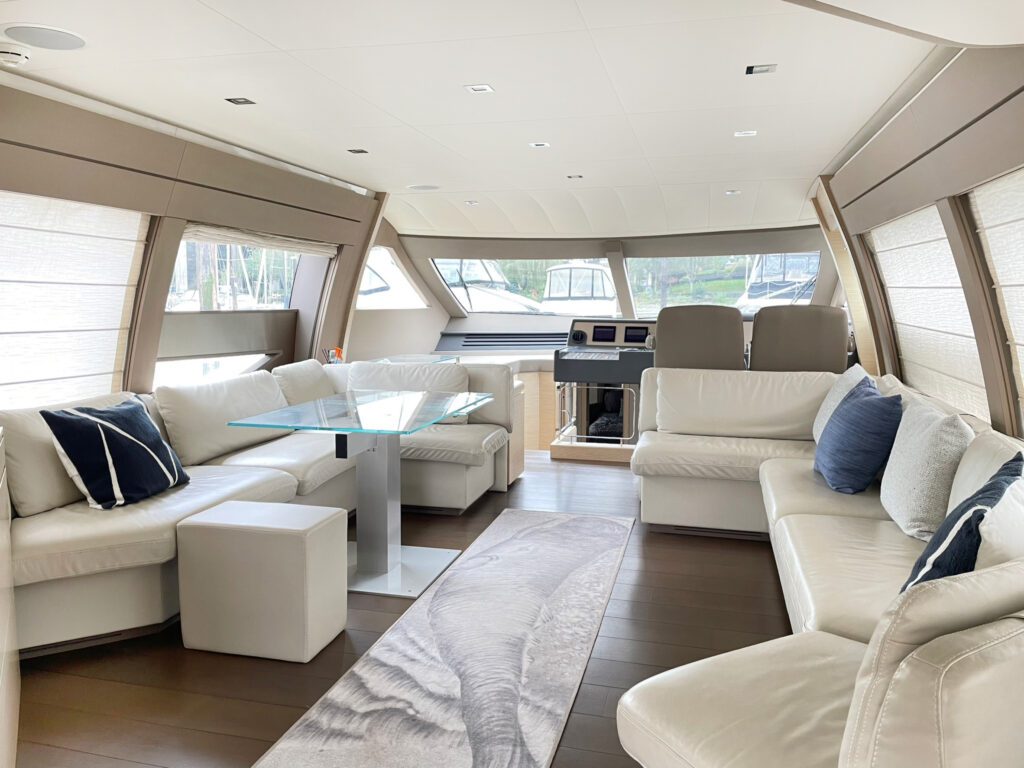 69′ 2014 Ferretti Yachts 690 - Blackfish Marine